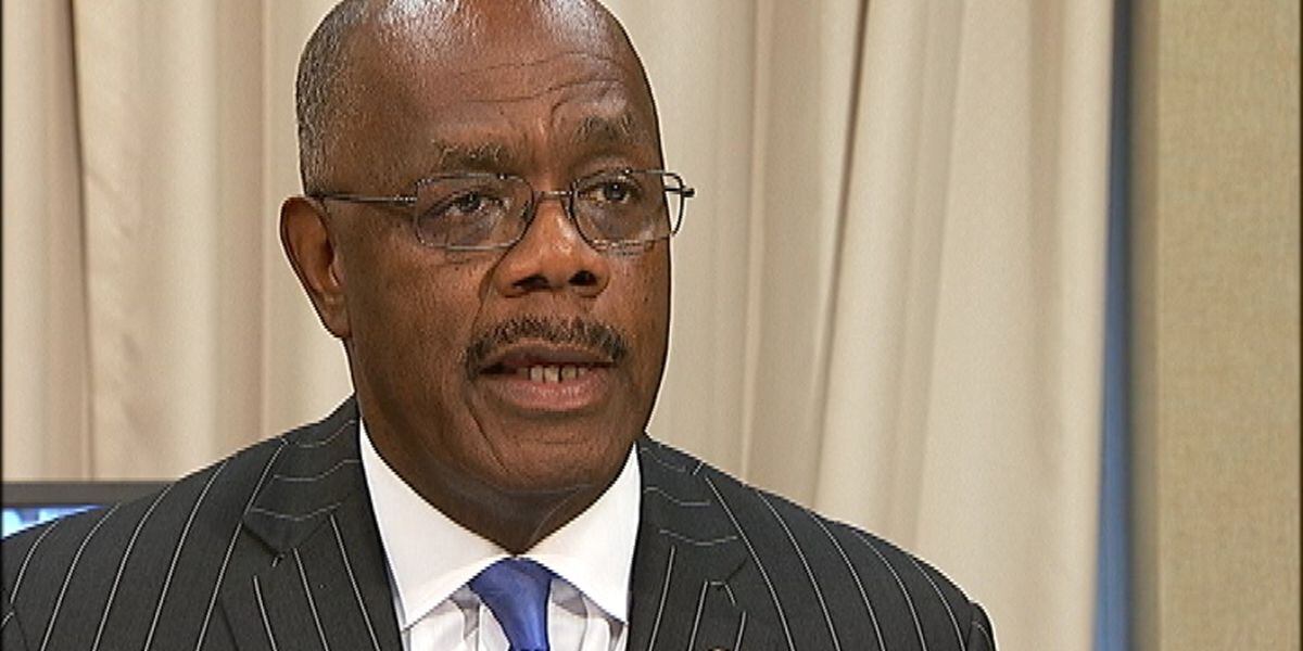 Administrator alleges DA Paul Howard sexually harassed her